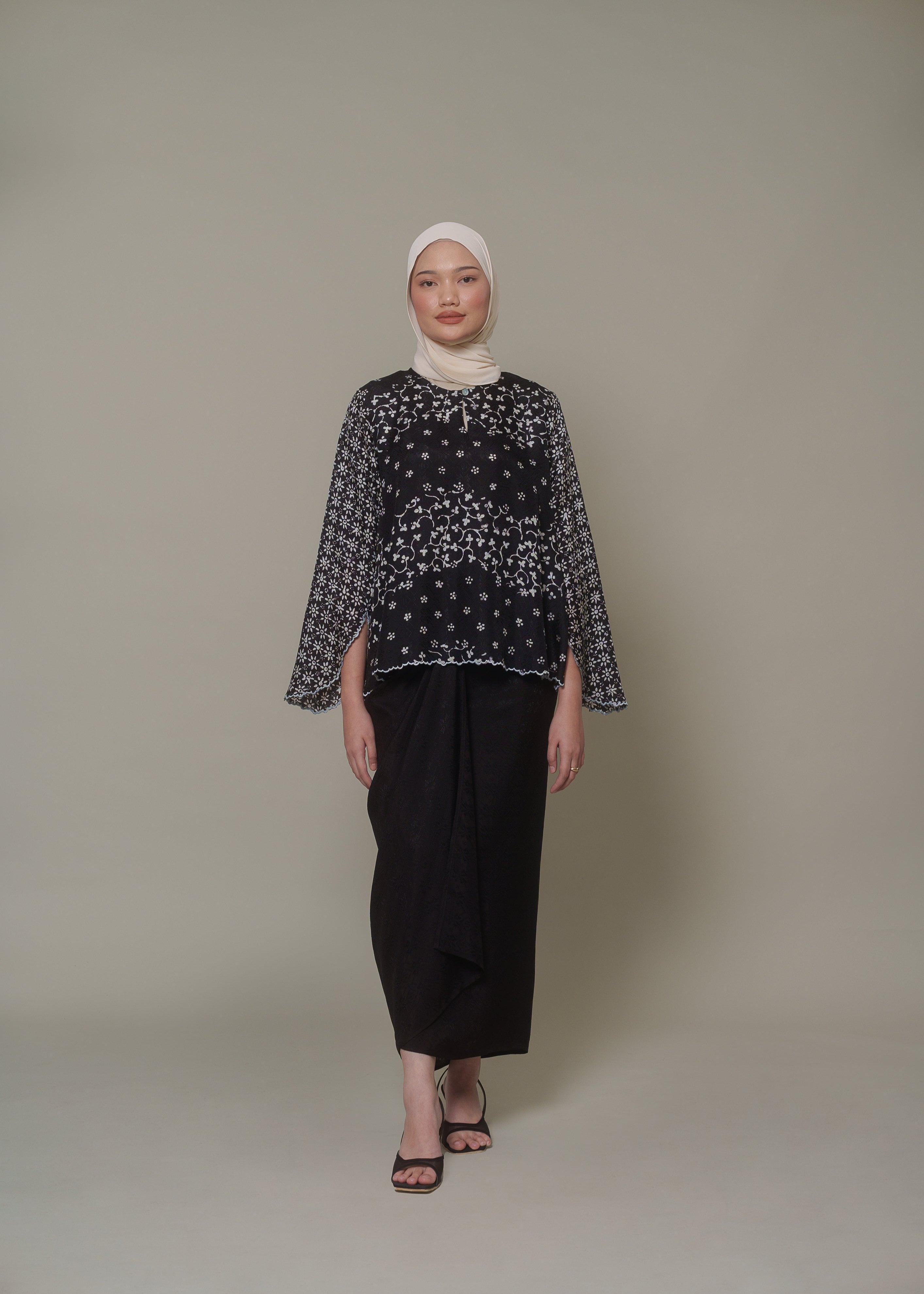 [SHOP NOW] Kurung Pendek KATRINA (05-10 BLK)[RM469] – TheaKL